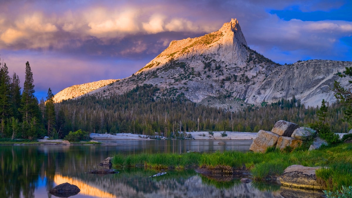 John Muir Trail Through Yosemite National Park